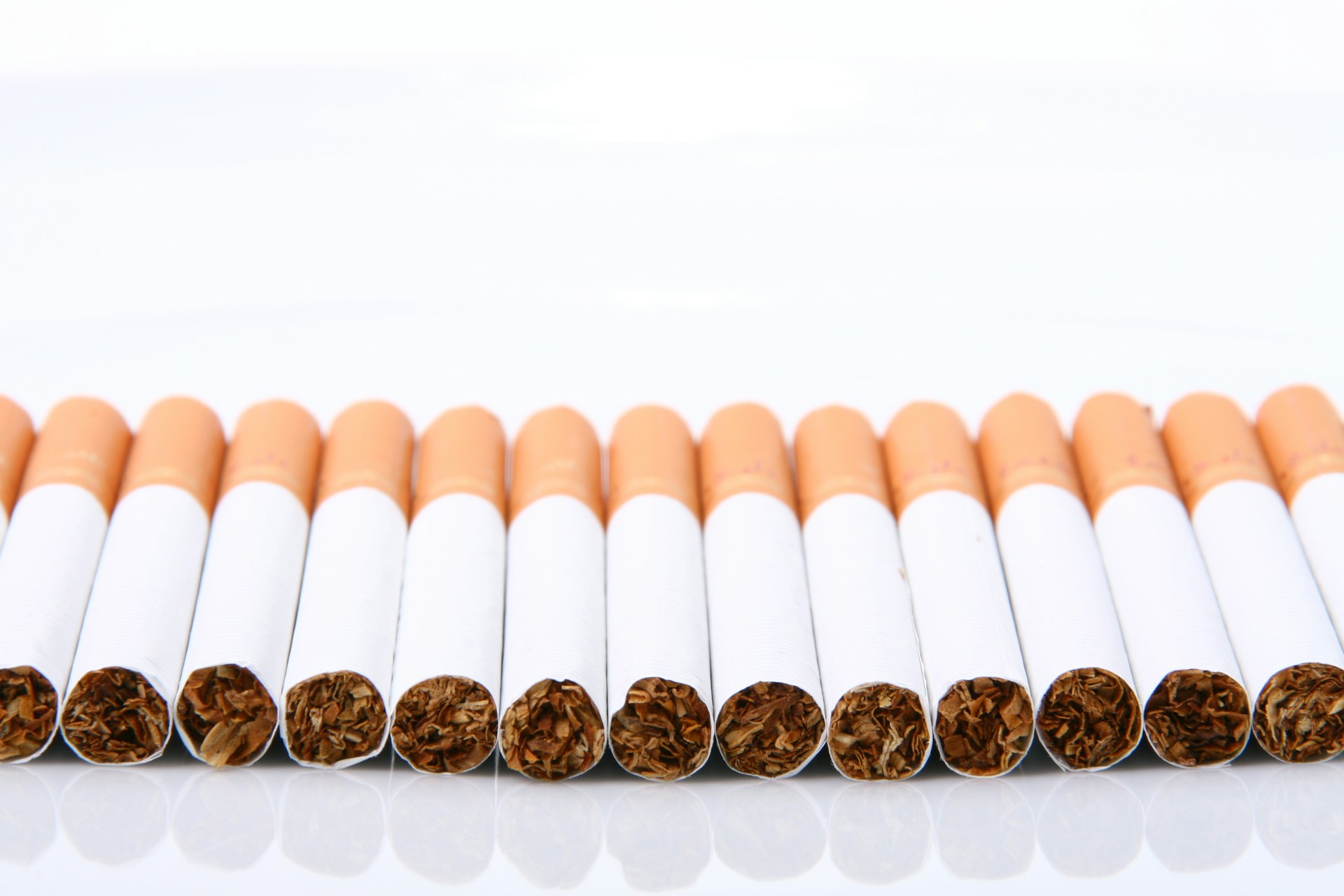 Top 5 Best Cigarettes in Canada in 2025 - Discount Smokes